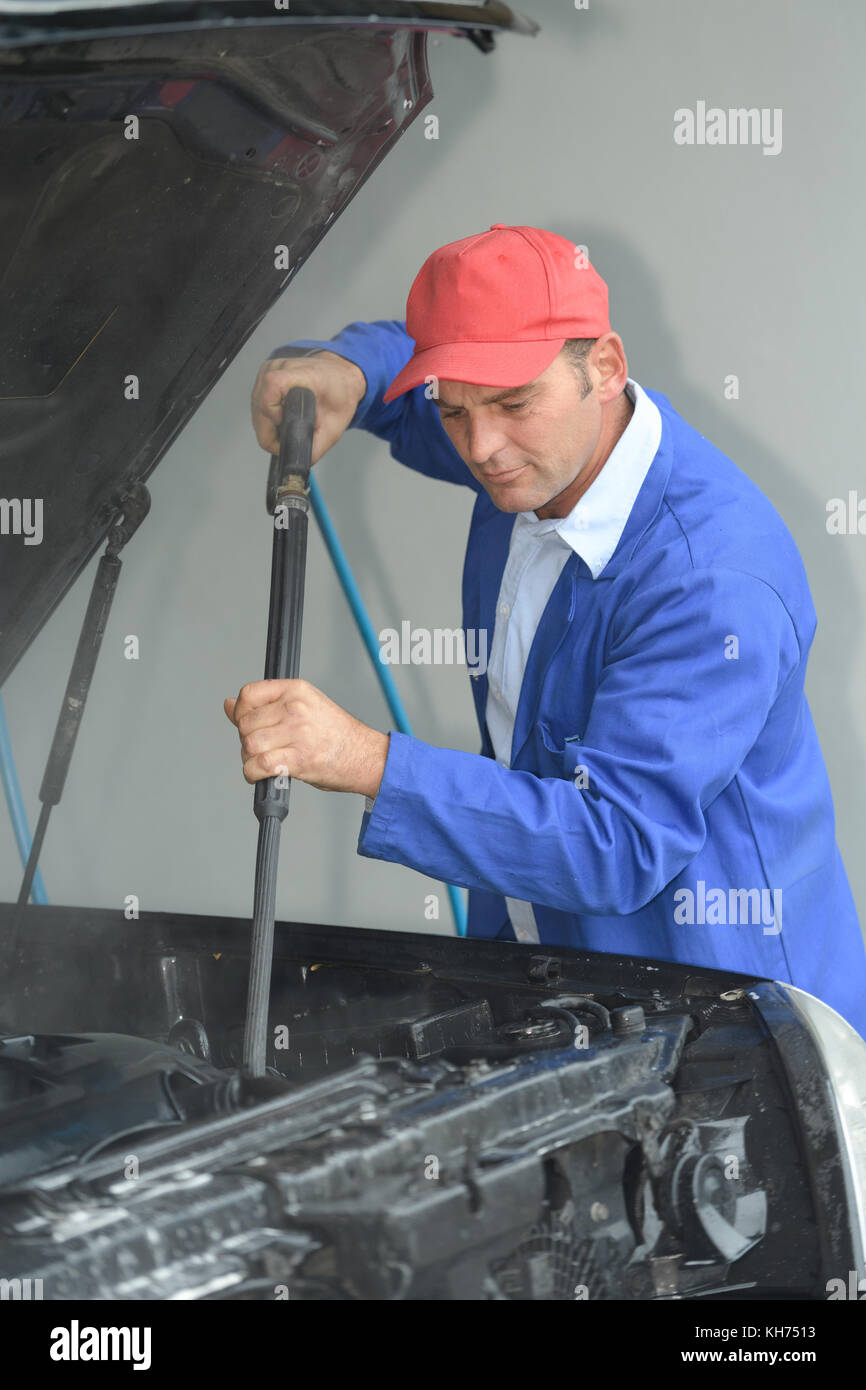 automobile engine cleaning Stock Photo - Alamy