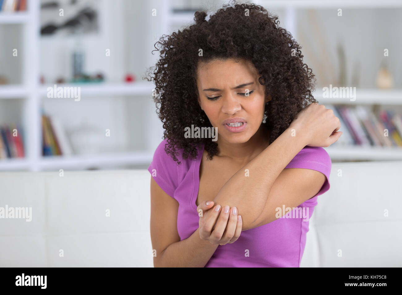 Joint aches hi-res stock photography and images - Alamy