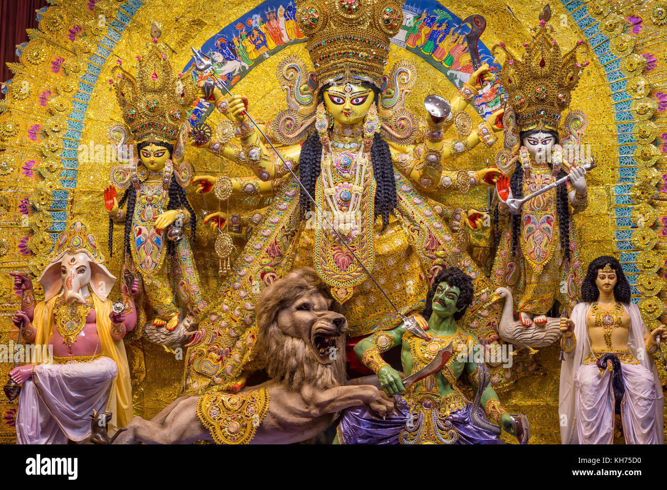 Goddess lakshmi durga puja festival hi-res stock photography and images ...