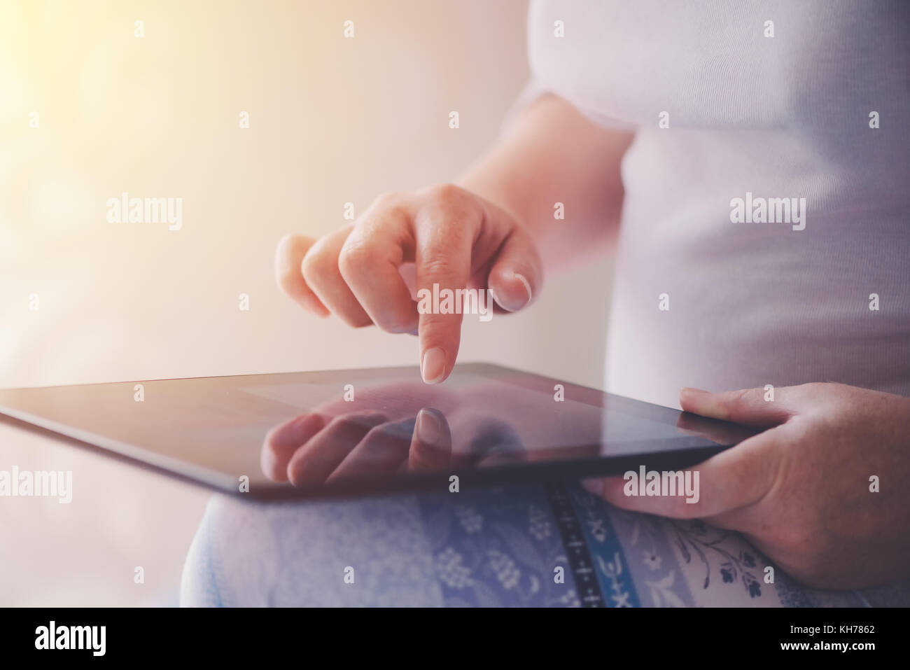 Finger pushing screen hi-res stock photography and images - Alamy