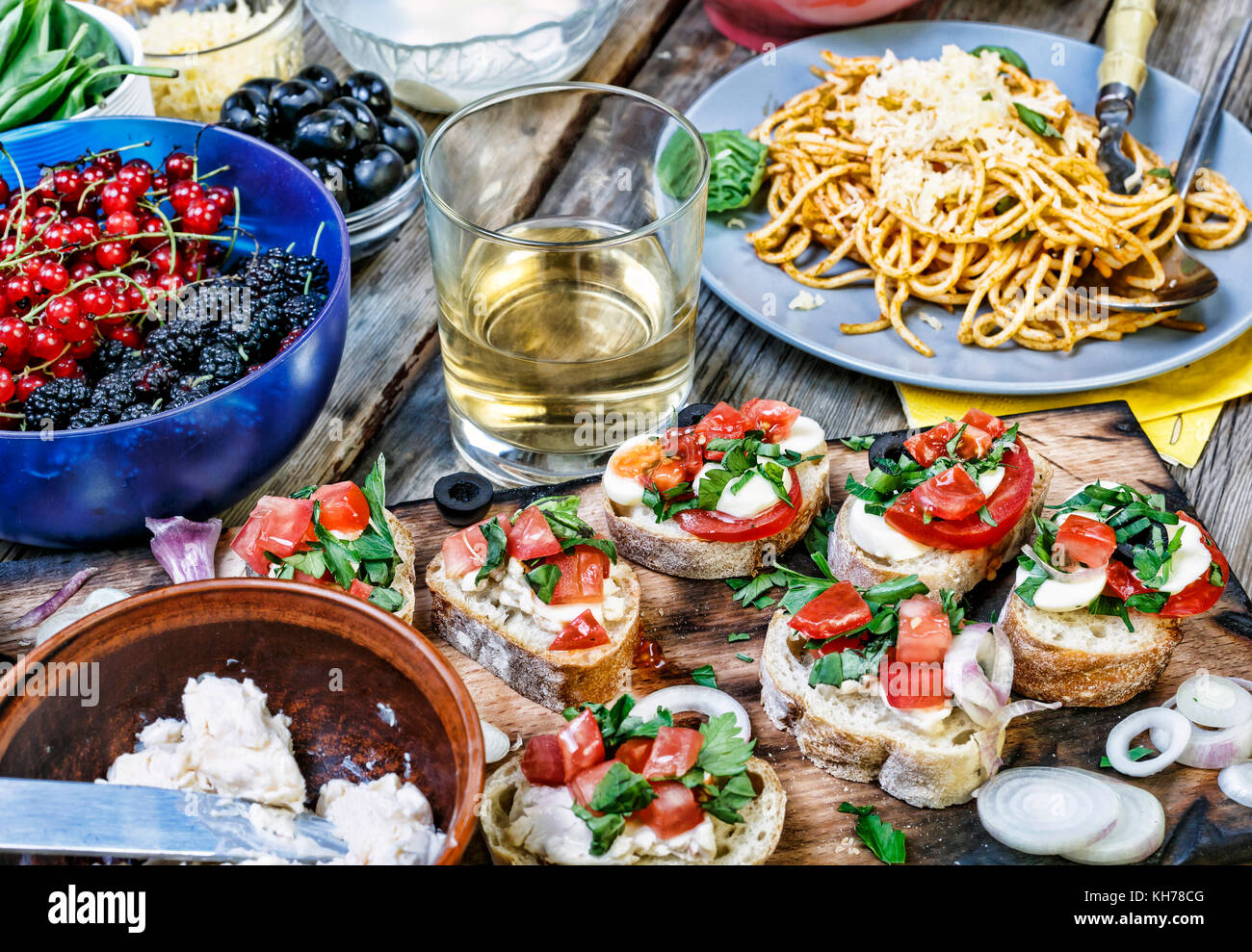 Traditional Italian vegetarian dinner in the open air Stock Photo - Alamy