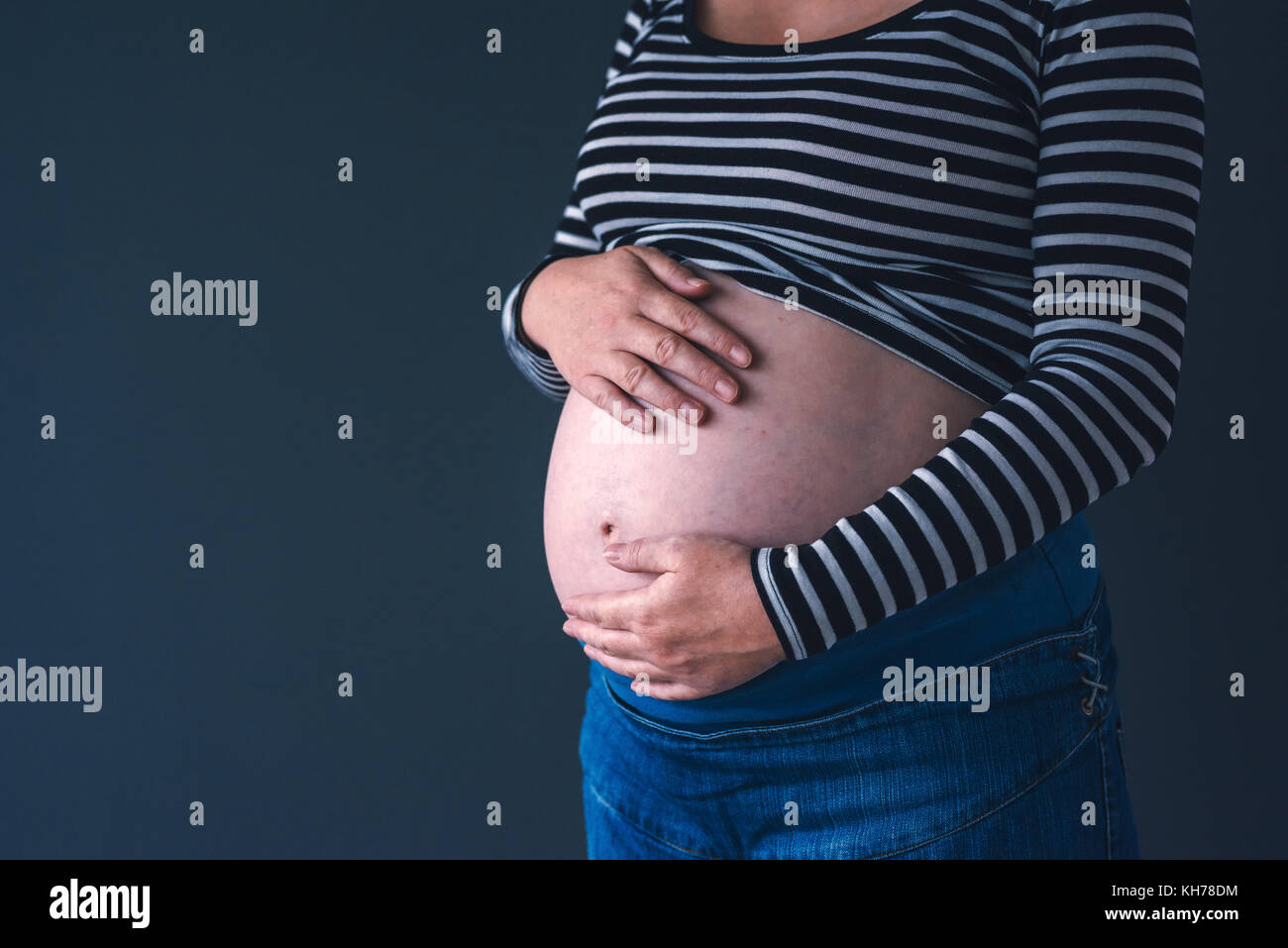 Beautiful female belly in hi-res stock photography and images - Alamy