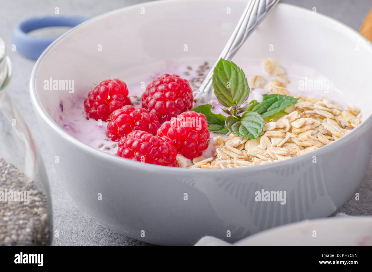 Delish healthy breakfast, oatmeat rapsberry yoghurt food Stock Photo ...
