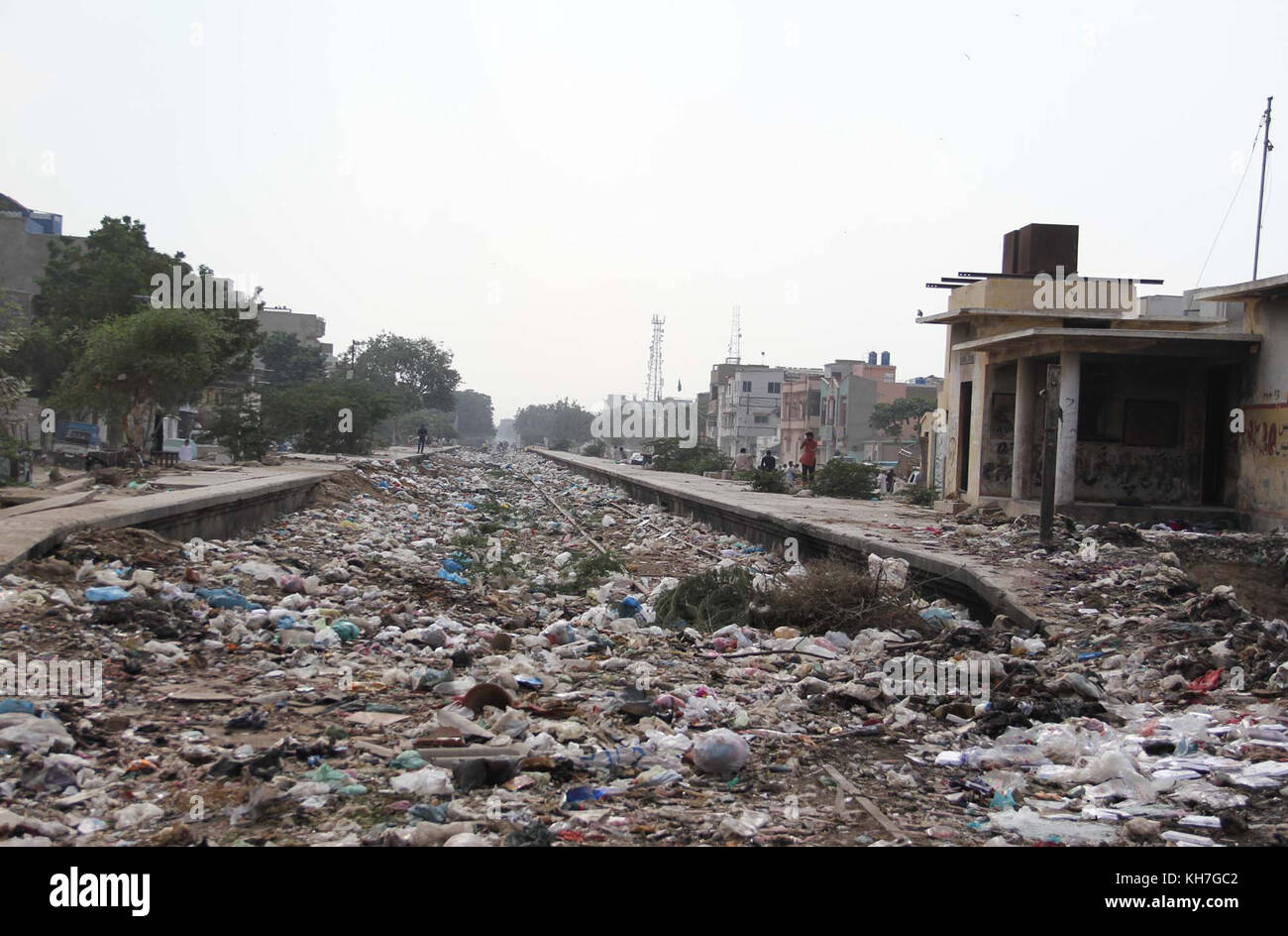 Pakistan. 13th November, 2017. The circular railways track in Malir ...