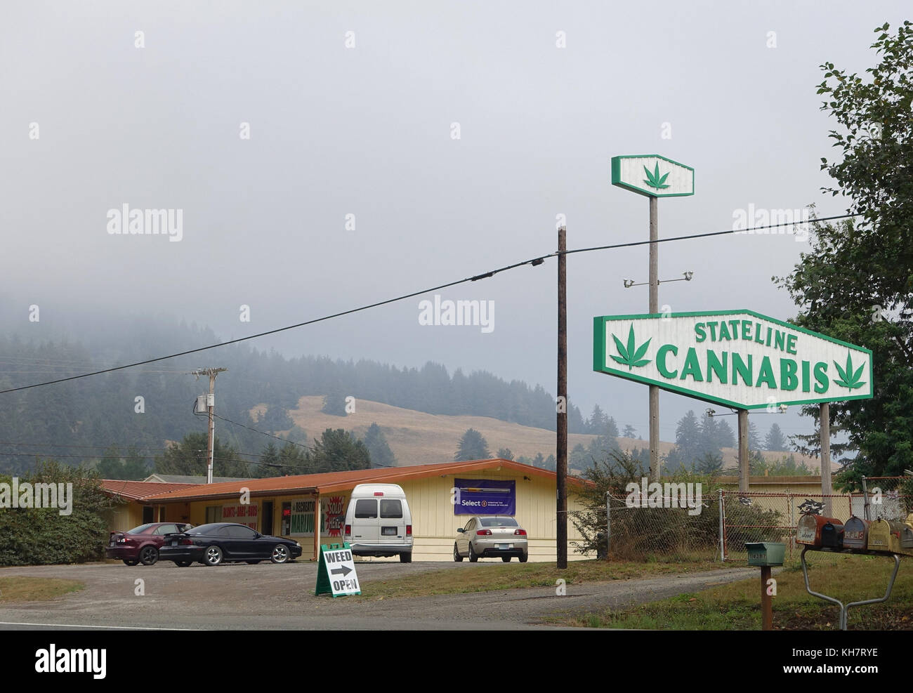Legal cannabis sign california hi-res stock photography and images - Alamy