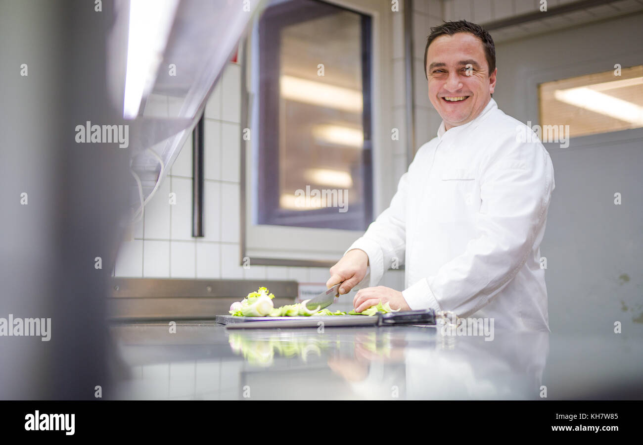 Baiersbronn-Tonbach, Germany. 15th Nov, 2017. Torsten Michel, head chef ...
