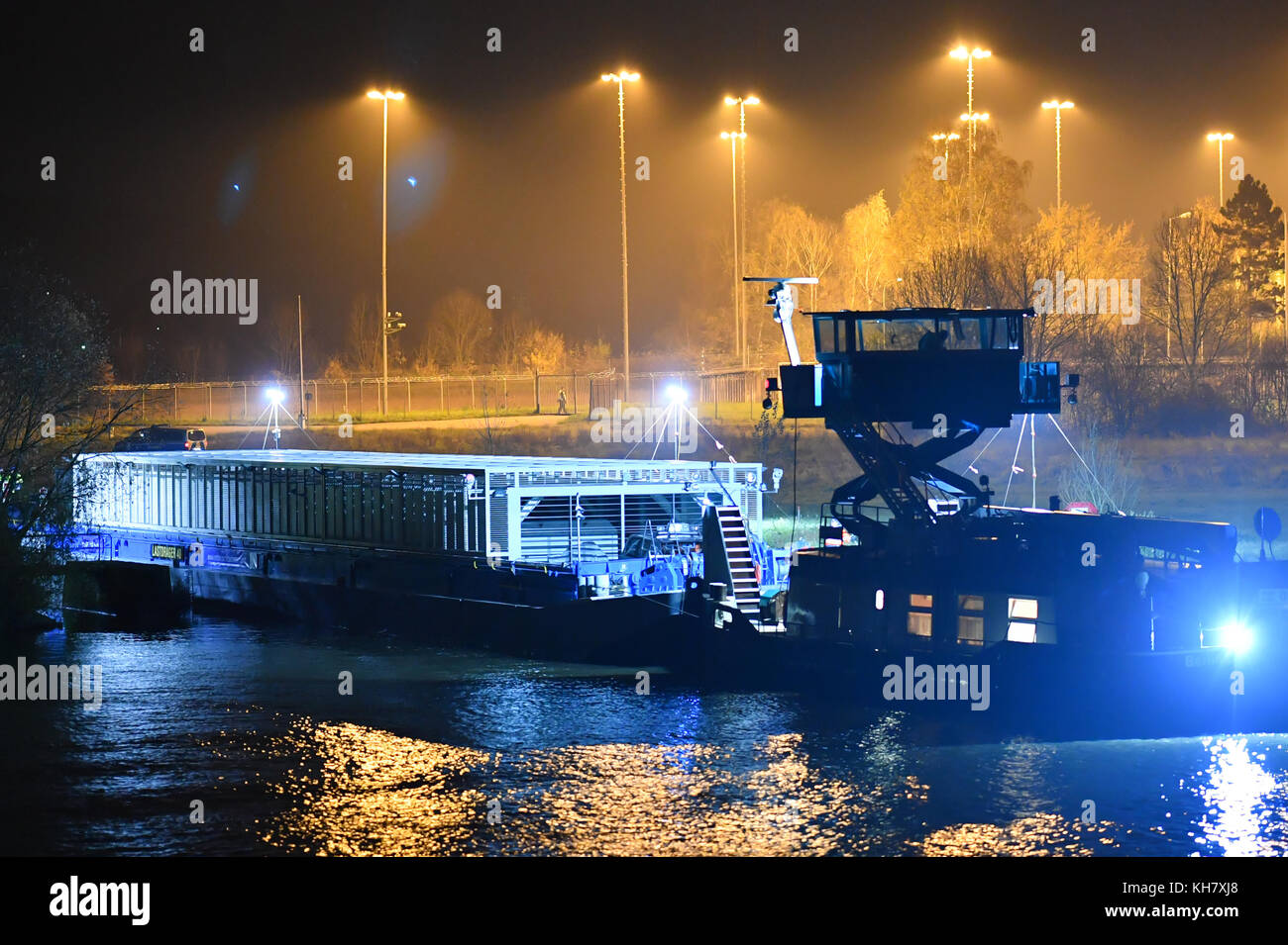 A special ship loaded with atomic waste from Castor reactor departs ...