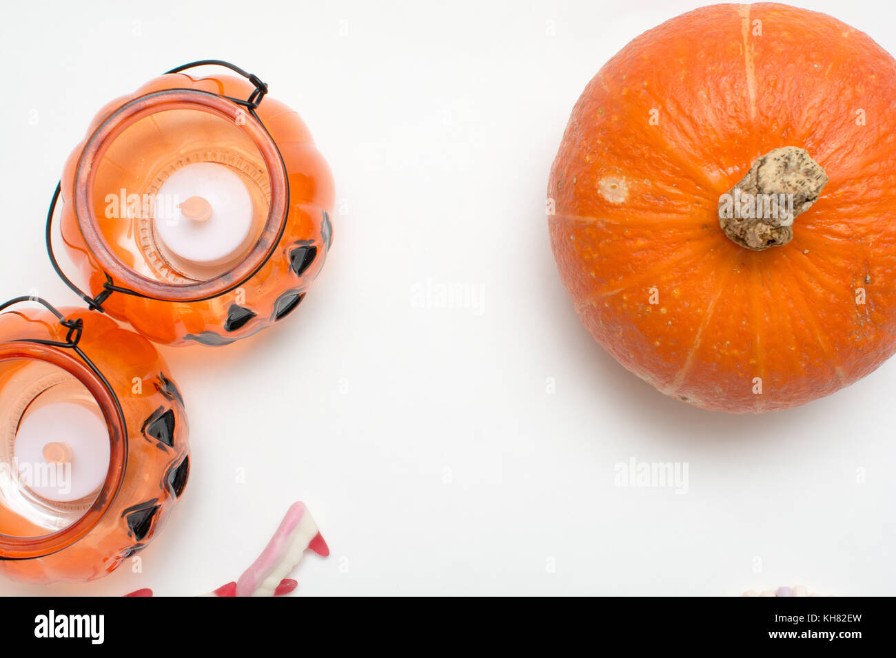 Halloween party objects arranged and isolated on a white background ...