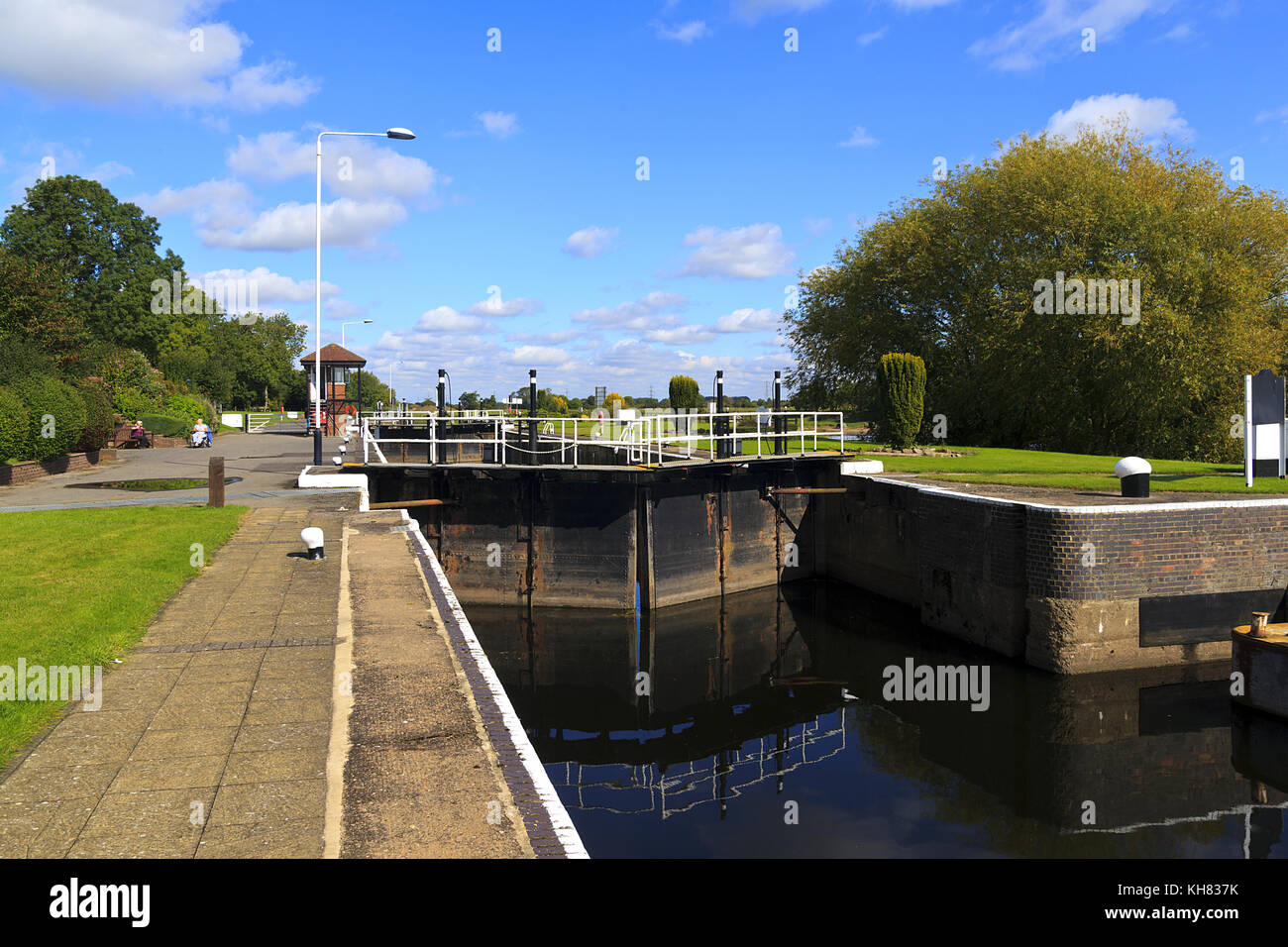 Cromwell Lock on the River Trent near Newark Stock Photo - Alamy