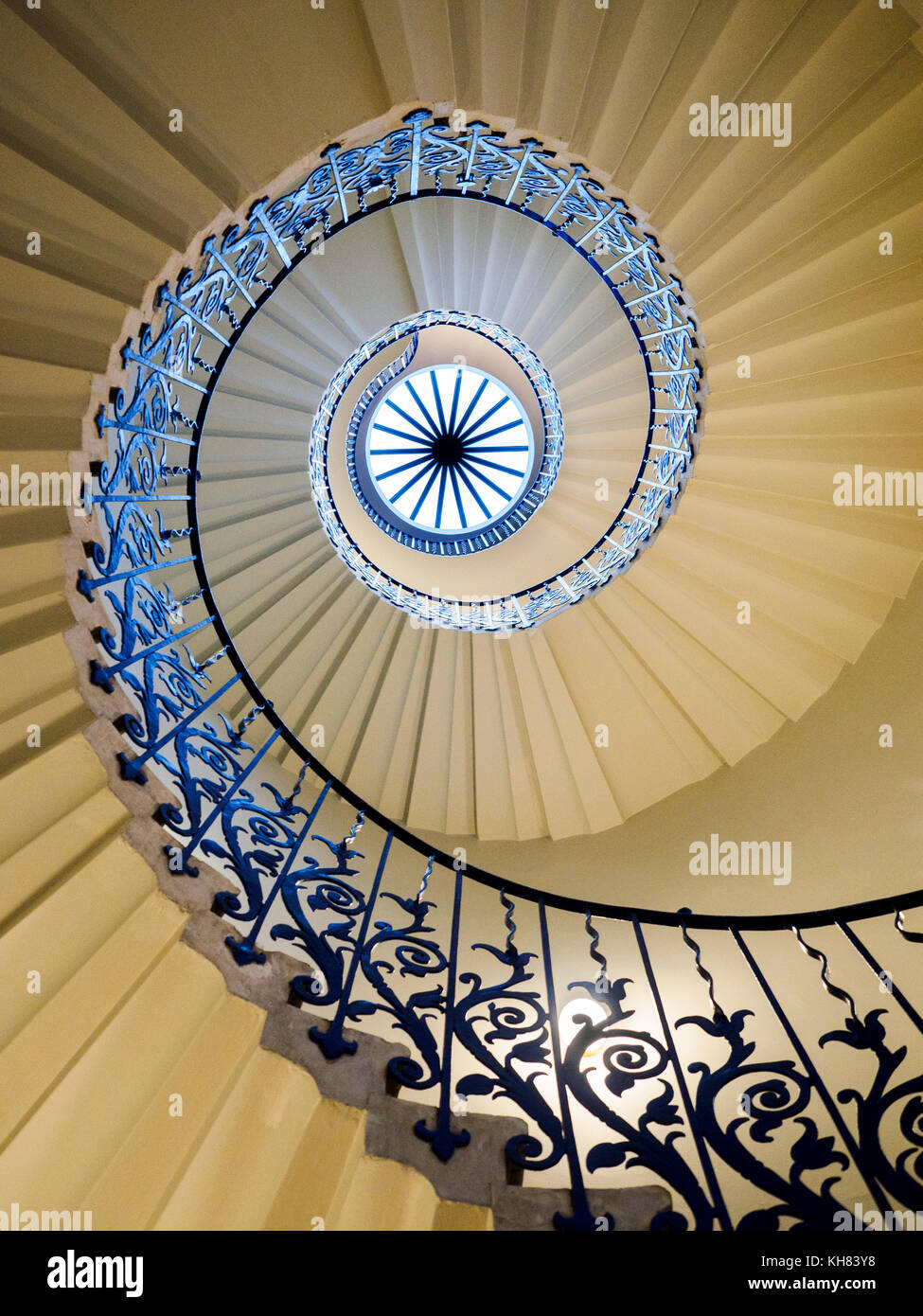The queen's house greenwich staircase hi-res stock photography and ...