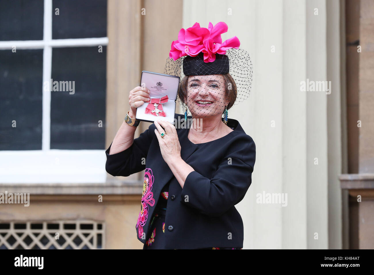 Rosa monckton High Resolution Stock Photography and Images - Alamy