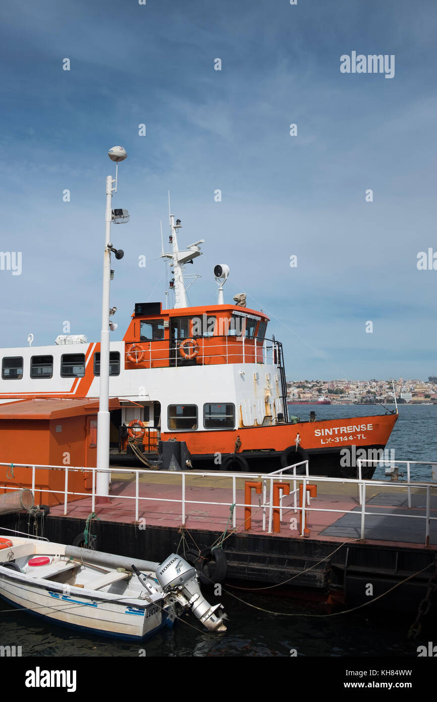 Portugal by ferry hi-res stock photography and images - Alamy