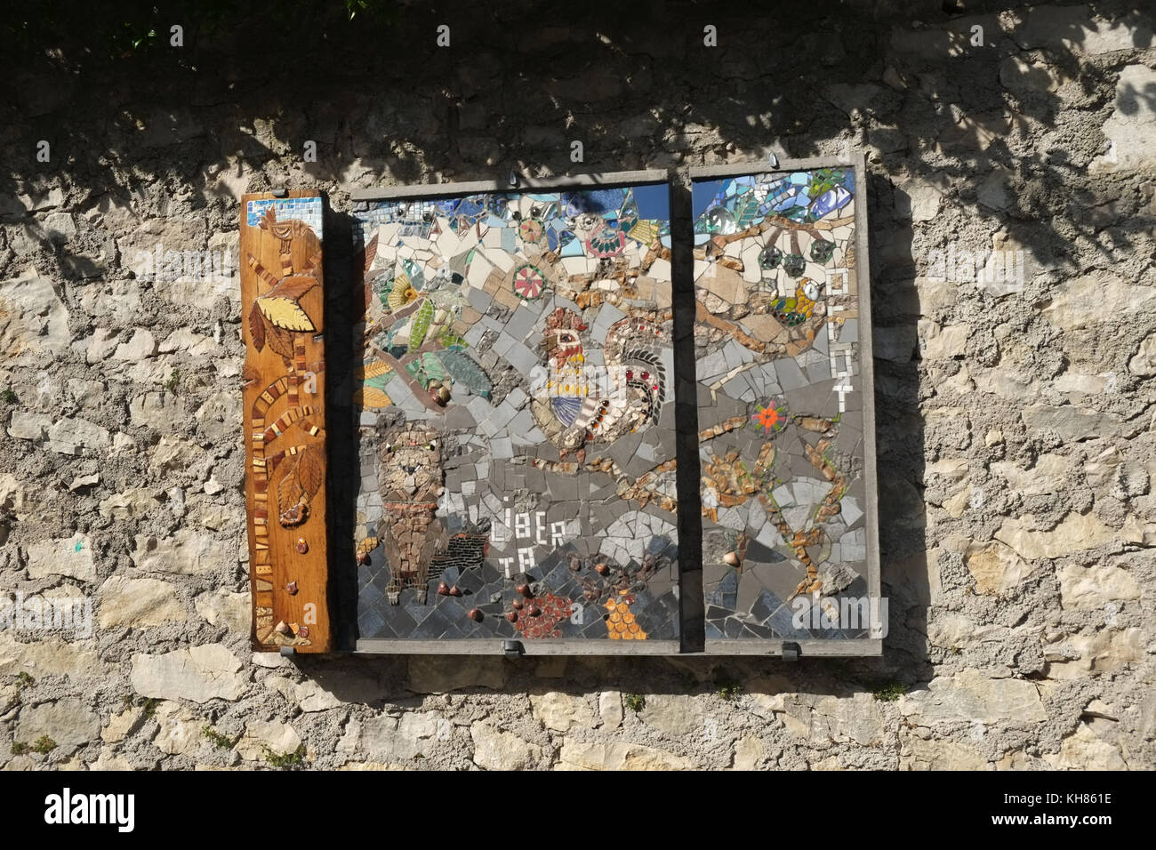 Wall drawing. Summer time. Tufo AQ is part of the Cammino dei Briganti ...