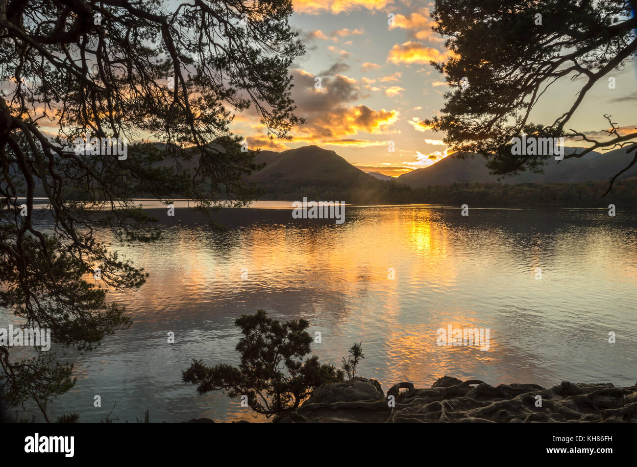 Sunset Derwent Water, Lake District, Cumbria, UK Stock Photo - Alamy