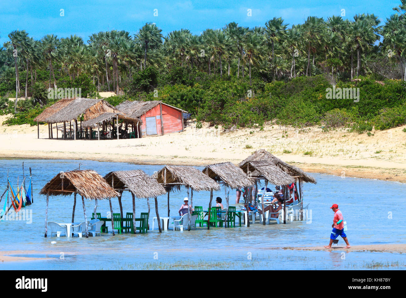 Camocim hi-res stock photography and images - Alamy
