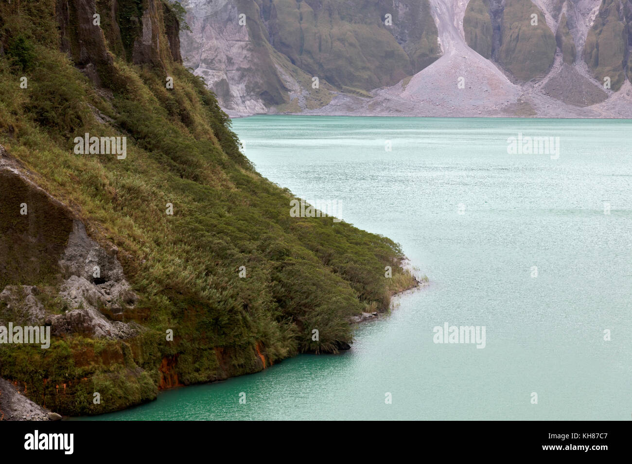 Crater lake on a volcano Mount Pinatubo, Philippines Stock Photo - Alamy