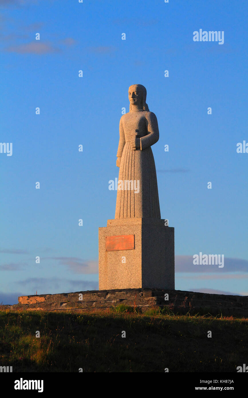Islande, Sudurland. Strandarkirkja, Selvogur. Statue Stock Photo - Alamy