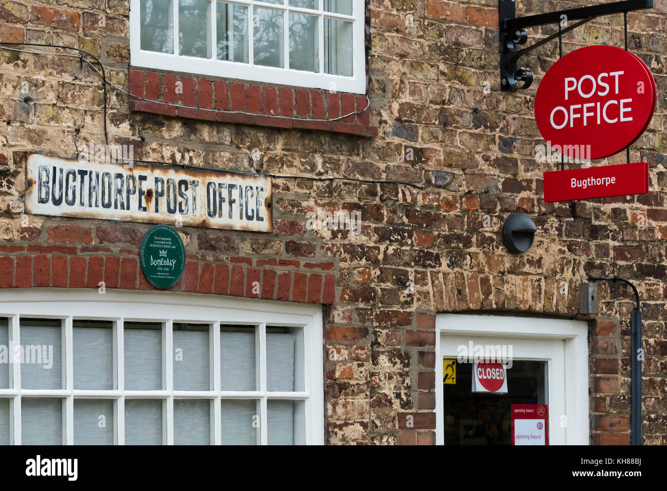 Local Shopfront Shop Stock Photos & Local Shopfront Shop Stock Images ...