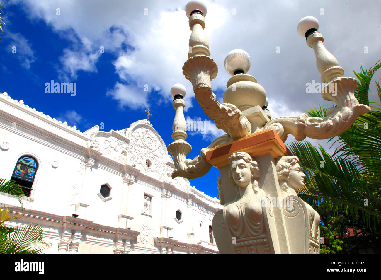 Philipinas, Cebu City. Cebu Island. The Metropolitan Cathedral of the ...
