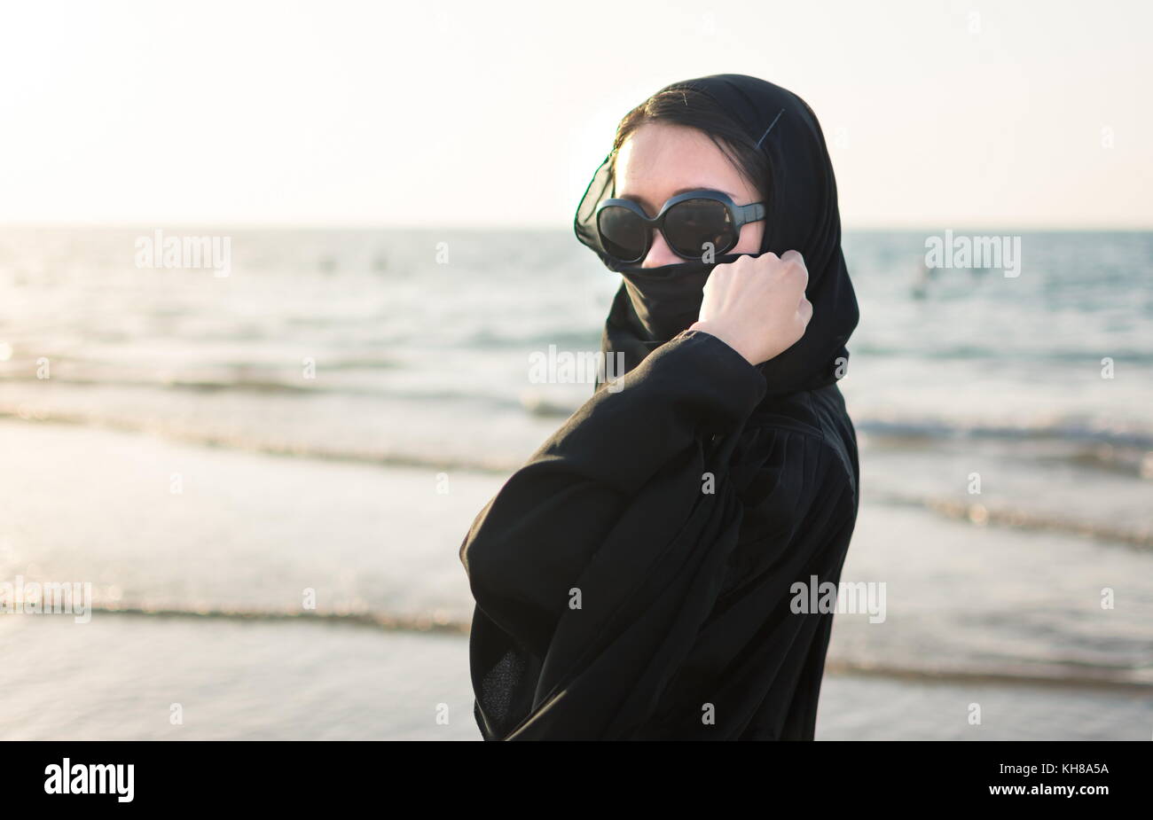 Woman Wearing Abaya High Resolution Stock Photography and Images - Alamy