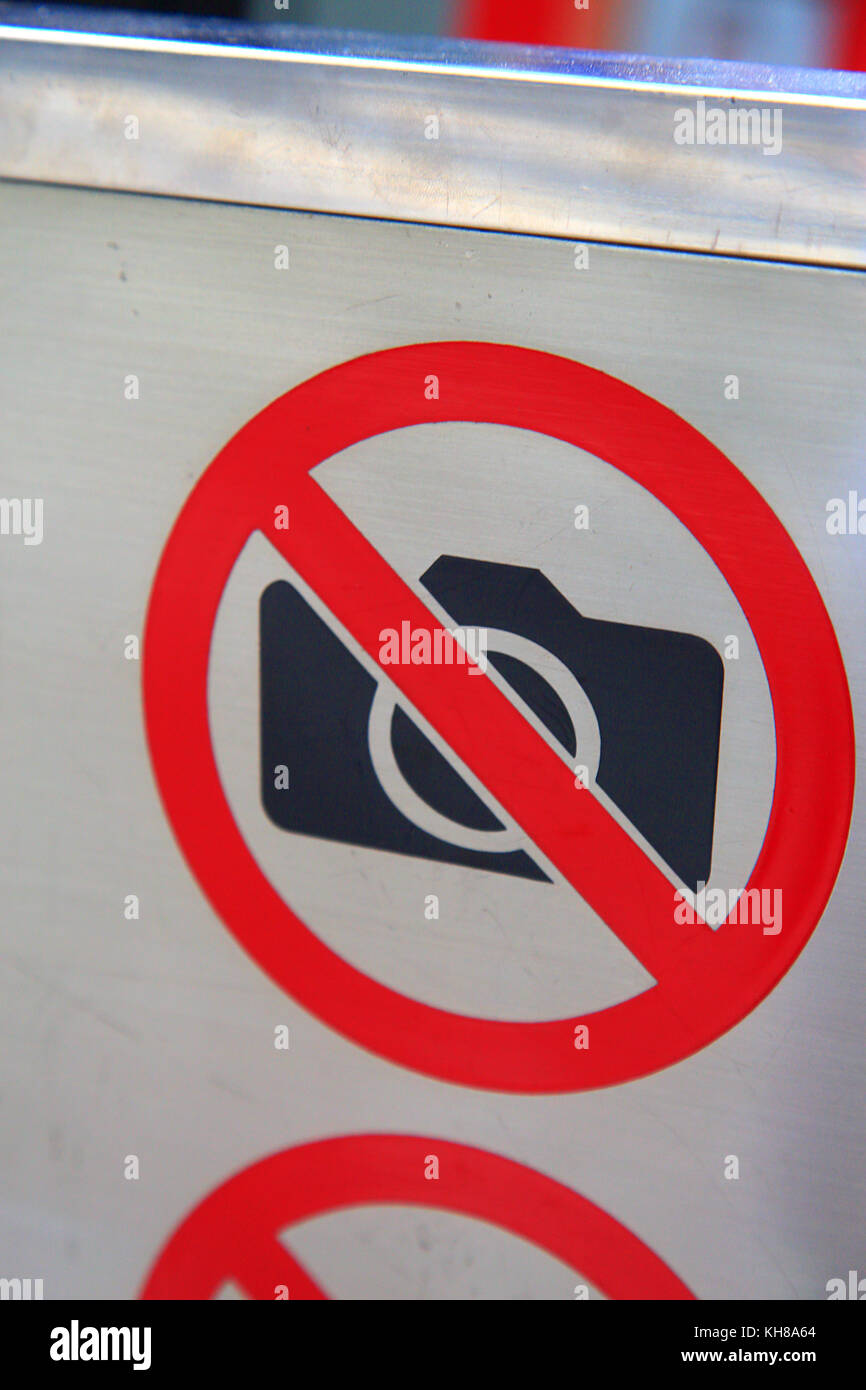 No photography or filming hi-res stock photography and images - Alamy