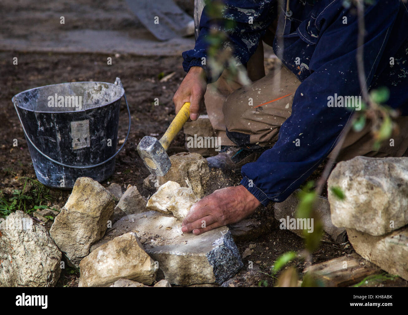 Stonemasonry stonemason hi-res stock photography and images - Alamy