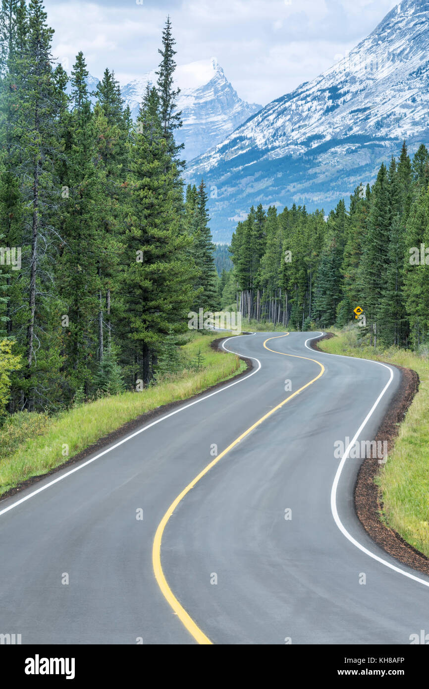 Kananaskis hi-res stock photography and images - Alamy