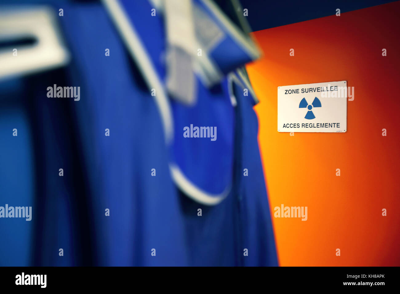 Exam room door sign hi-res stock photography and images - Alamy