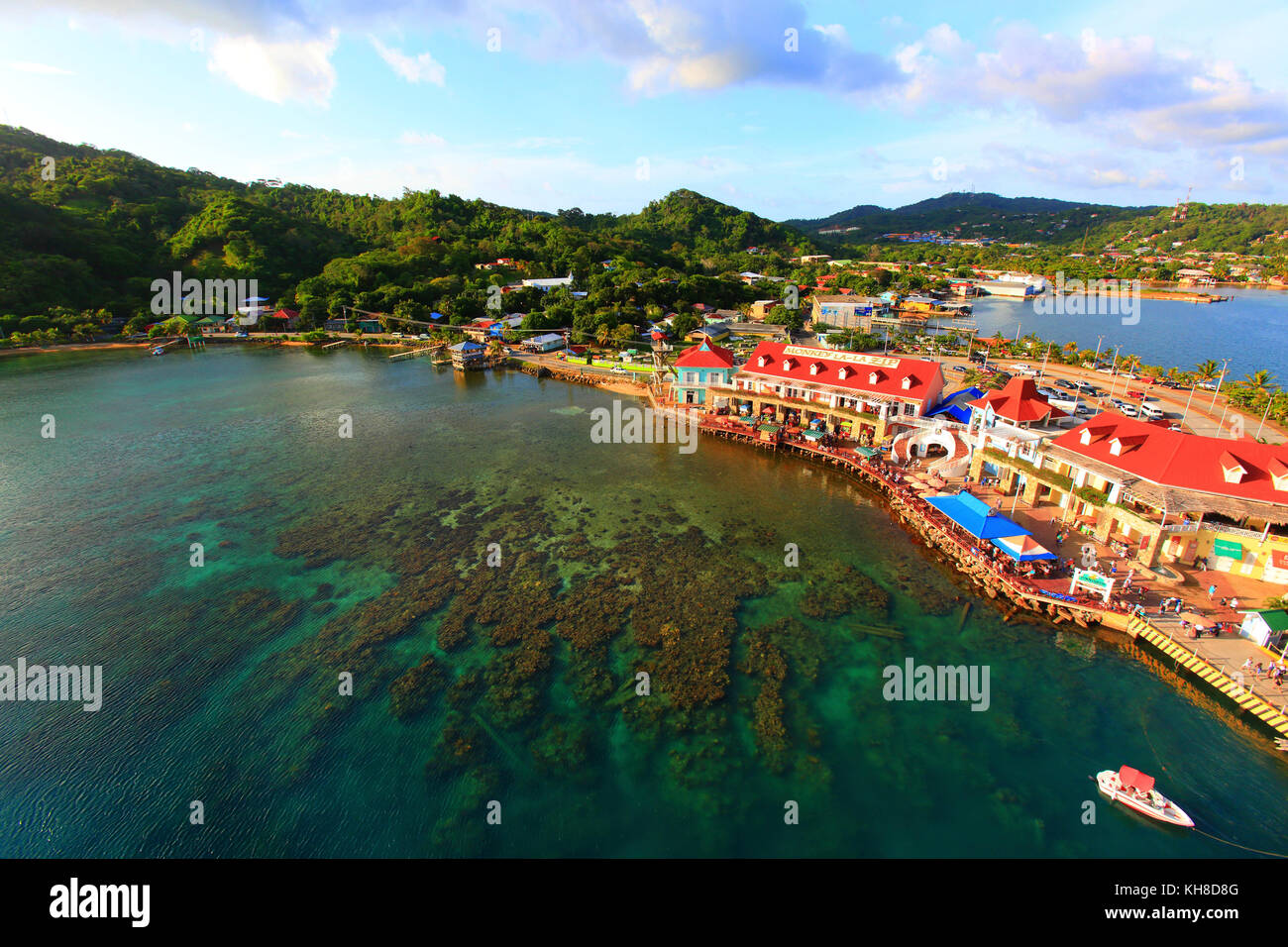 Honduras, Islas de la Bahia, Roatan Island. Coxen Hole Stock Photo - Alamy