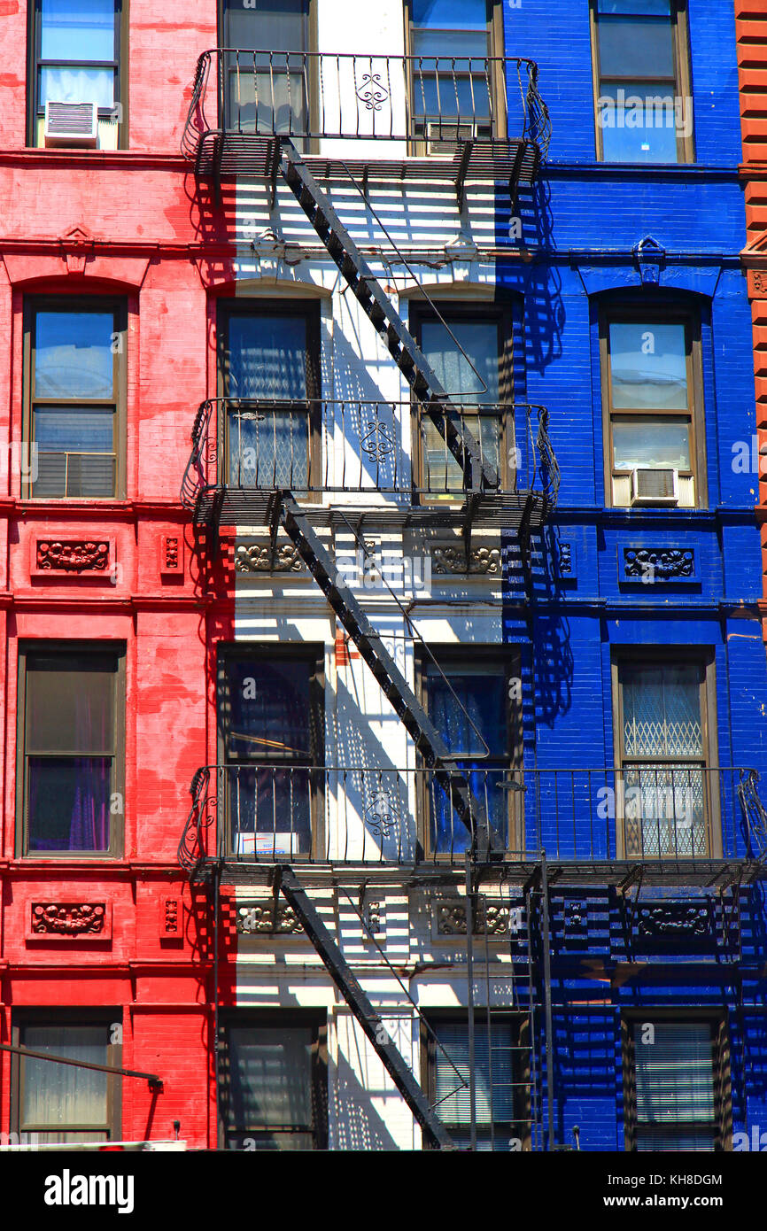 Building materials new york city hi-res stock photography and images ...