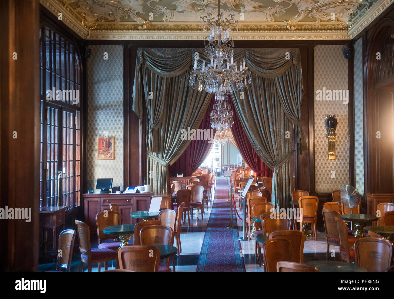 Gerbeaud pastry shop interior, Budapest, Hungary Stock Photo - Alamy