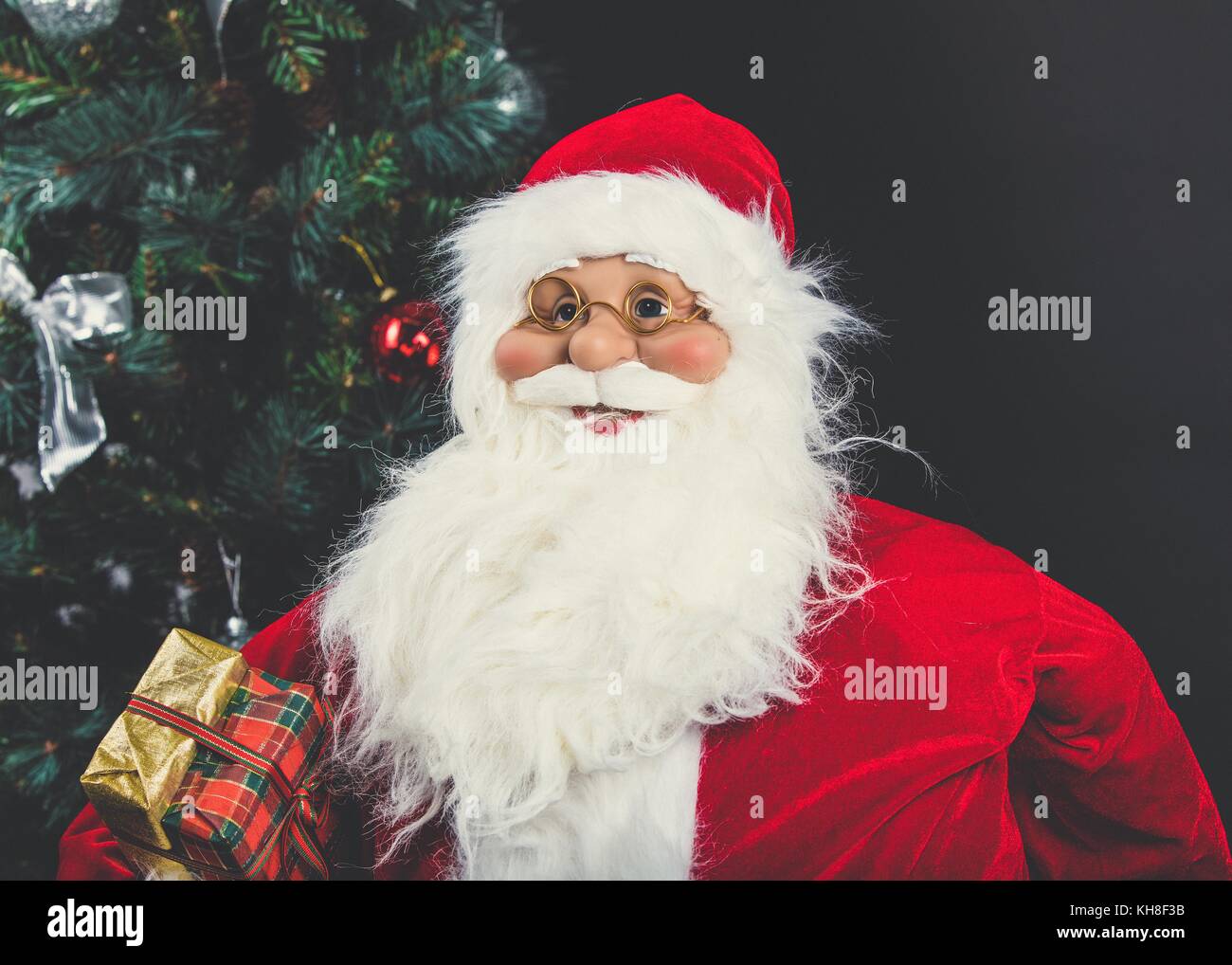 Santa Claus Portrait - Father Christmas Portrait, Santa, Christmas ...