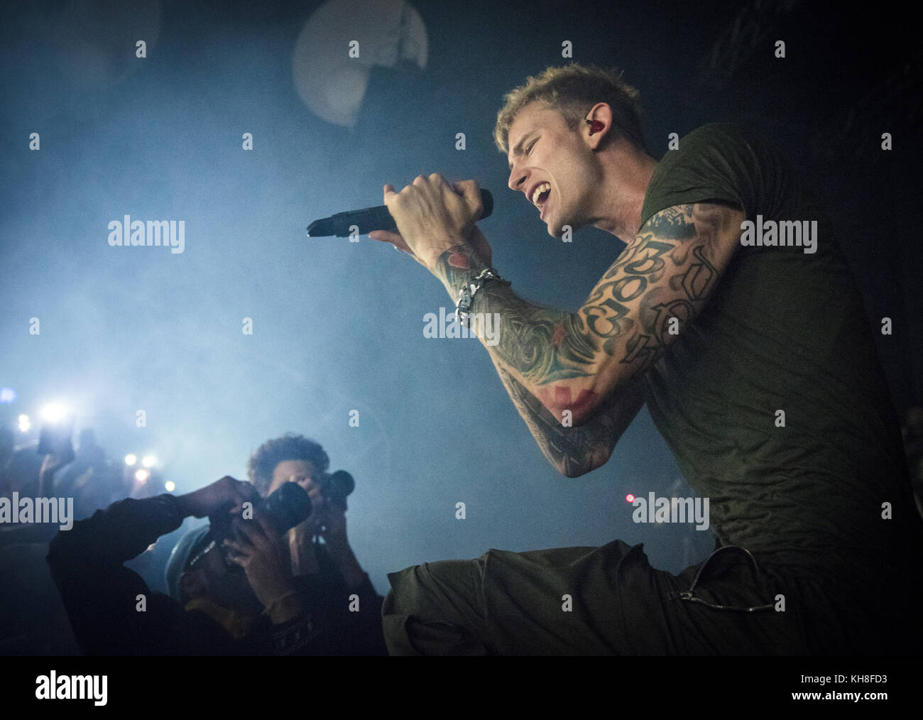Machine gun kelly rapper hi-res stock photography and images - Alamy