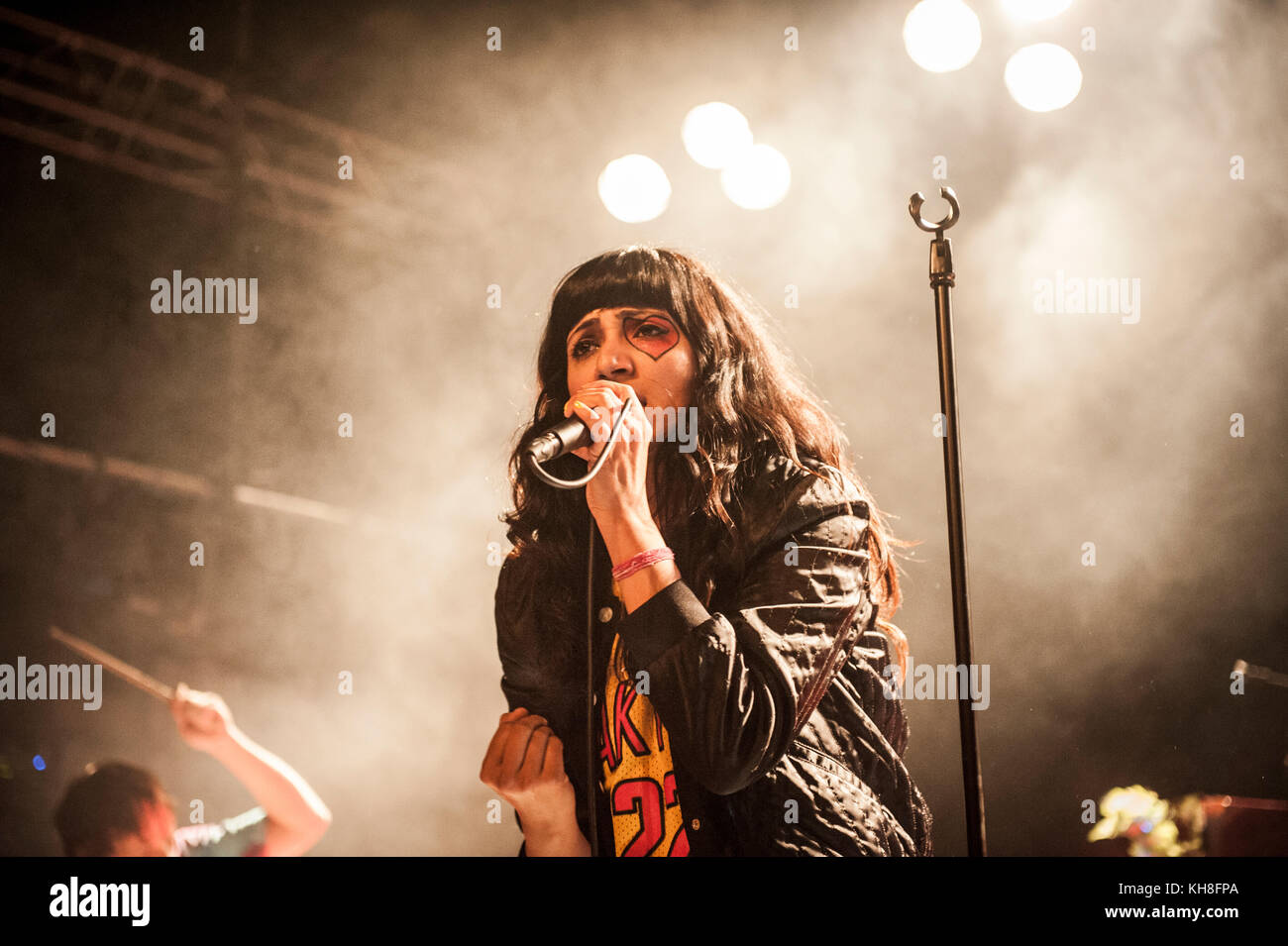 Samsaya singer hi-res stock photography and images - Alamy