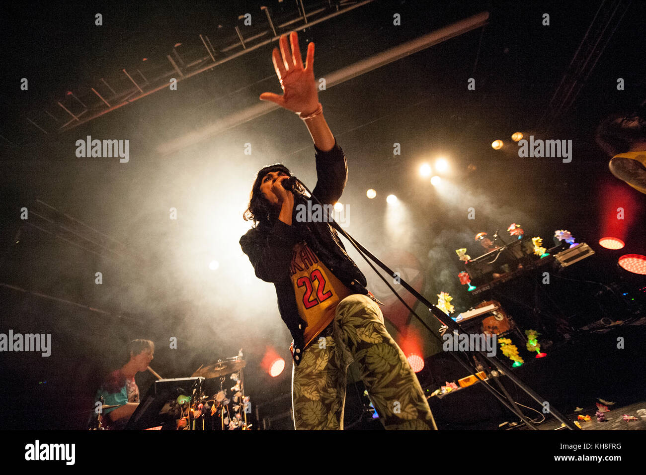 Samsaya singer hi-res stock photography and images - Alamy