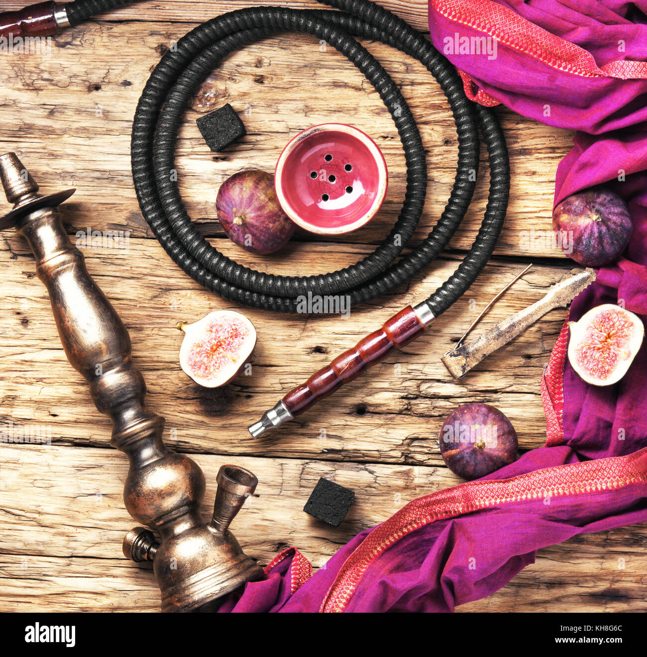Turkish smoking hookah with tobacco flavor of figs Stock Photo - Alamy