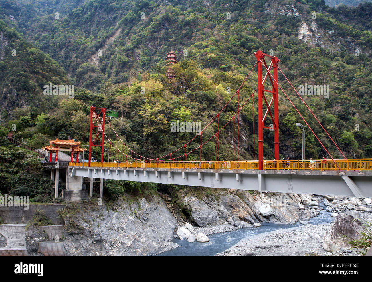Taiwan, Taroko National Park *** Local Caption *** bridge, famous ...