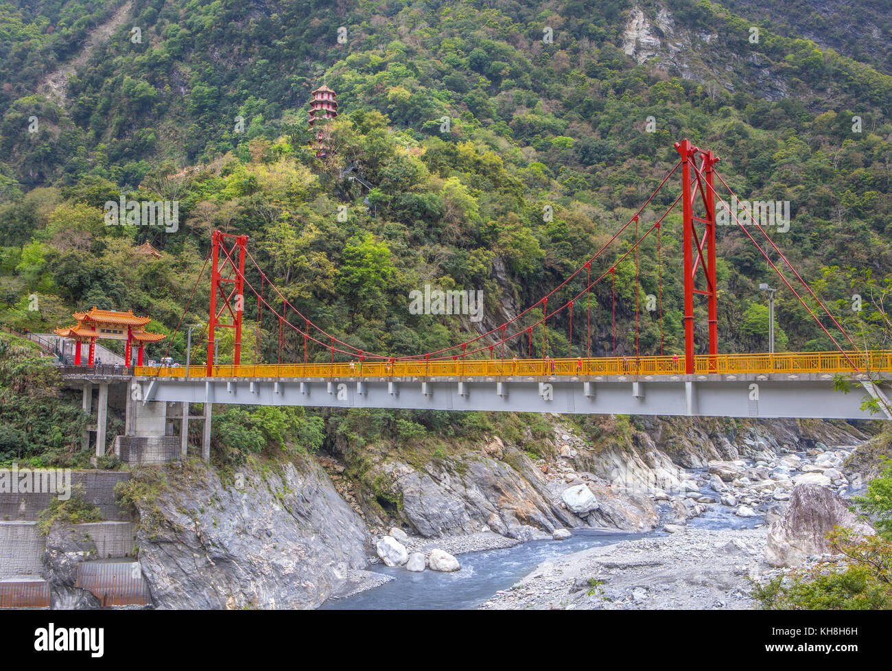 Taiwan, Taroko National Park *** Local Caption *** bridge, famous ...