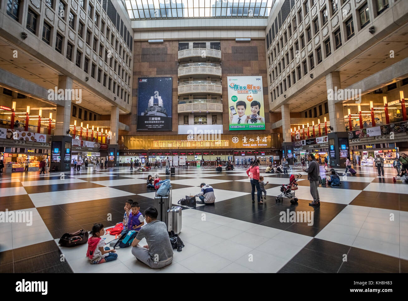 Taiwan, Taipei City, Taipei Station, Main Hall *** Local Caption ...
