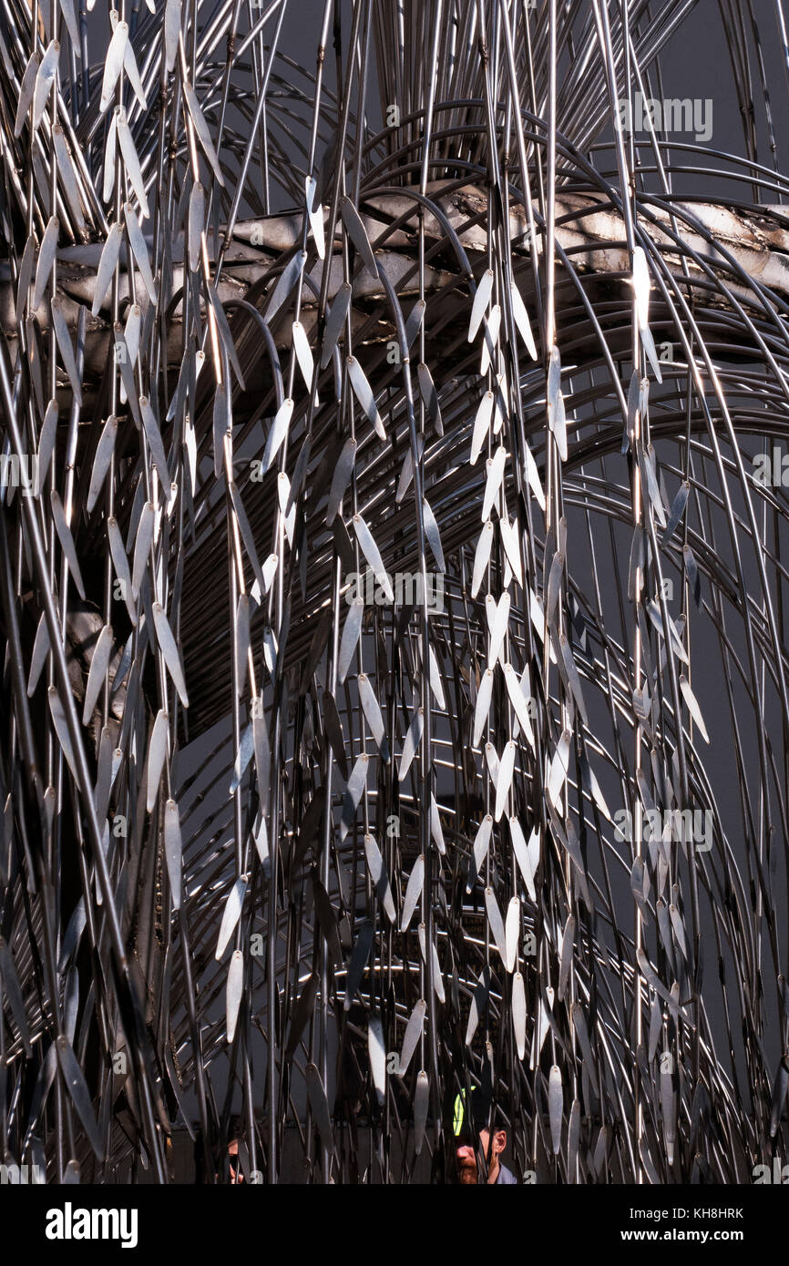 Tree of life Holocaust memorial, at Budapest Synagogue garden Stock ...