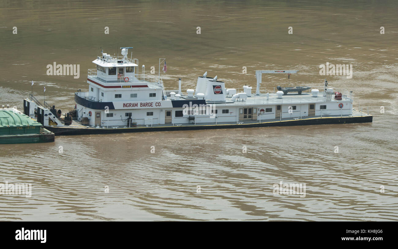Consolidated Grain and Barge operations at the Riverside Terminal, in ...