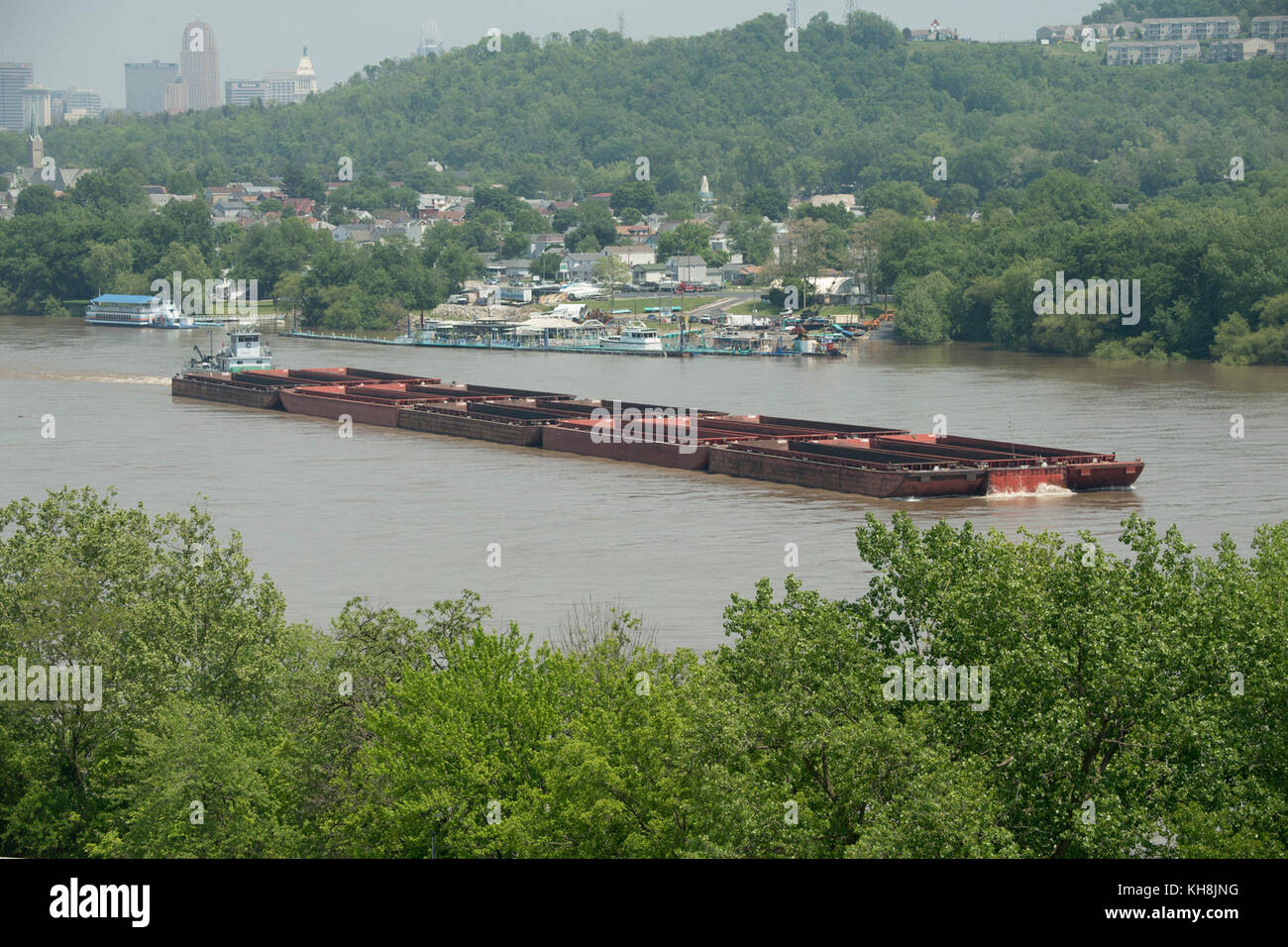 Consolidated Grain and Barge operations at the Riverside Terminal, in ...