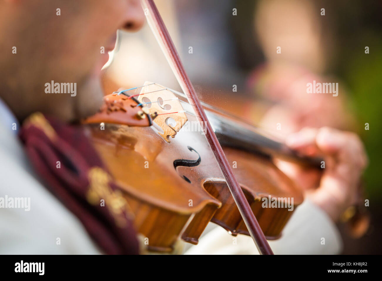 Violin performance at the concert Stock Photo - Alamy