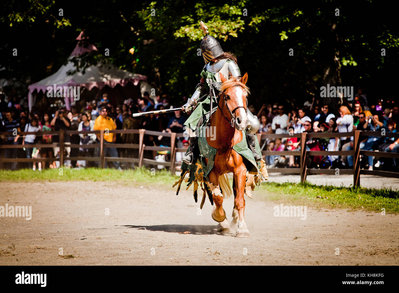 Knight tournament movie hi-res stock photography and images - Alamy