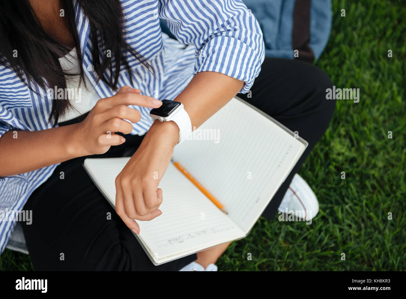 Cheking time hi-res stock photography and images - Alamy