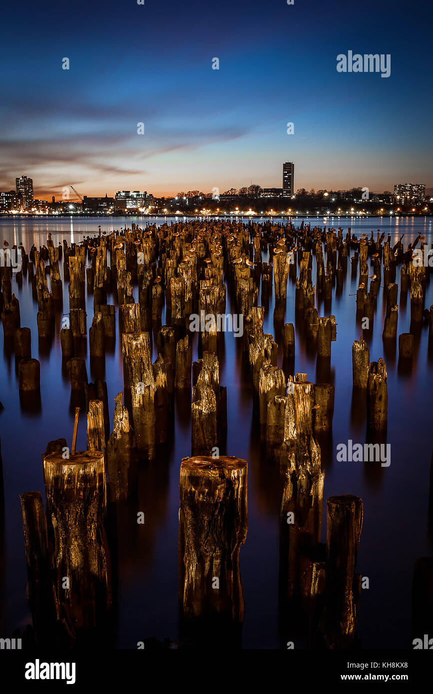 New York Hudson sunset at the pier Stock Photo - Alamy