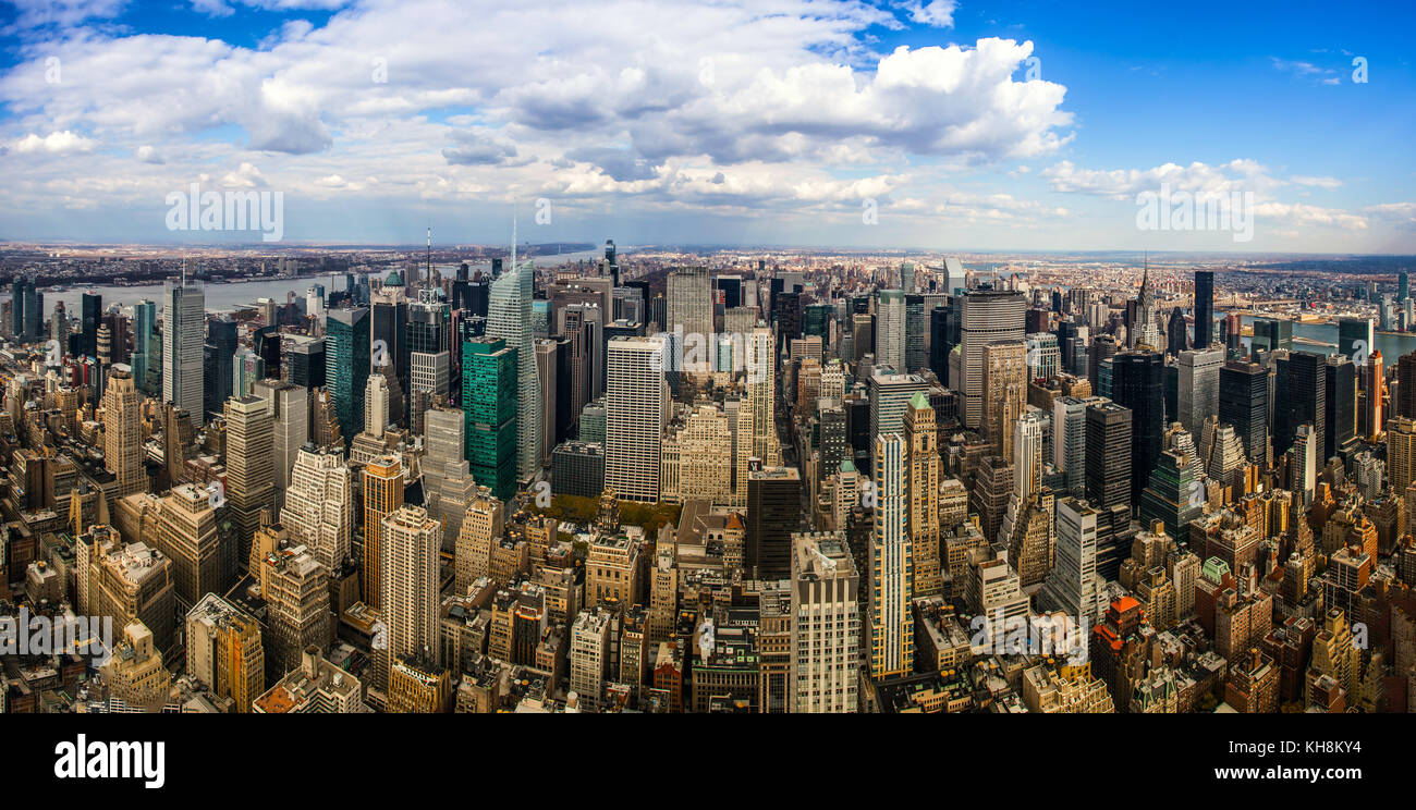 New York city from above the ground Stock Photo - Alamy