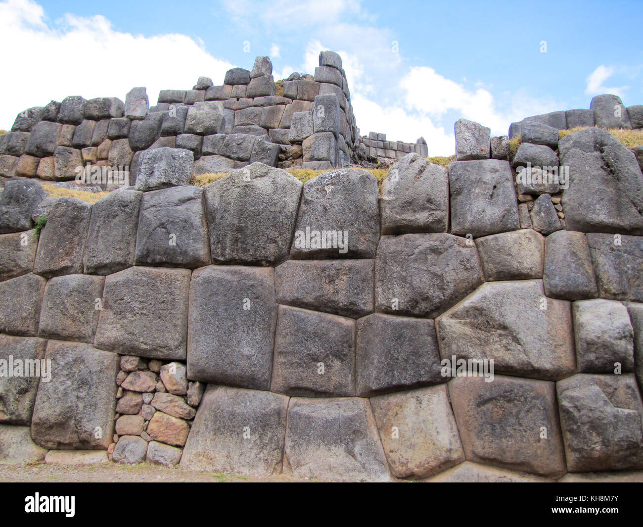 Peruvian architecture with old rocks Stock Photo - Alamy