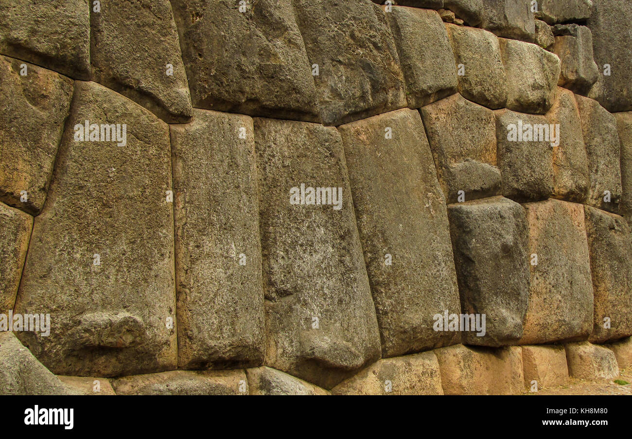 Peruvian architecture with old rocks Stock Photo - Alamy