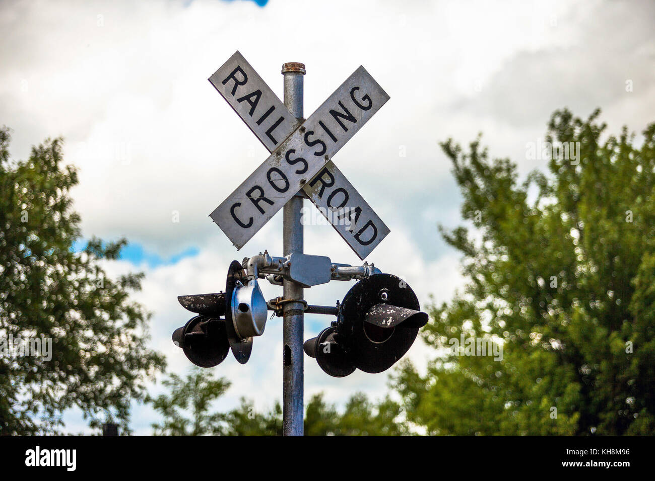 Railroad crossing sign Stock Photo - Alamy